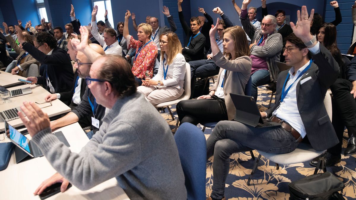 Implantatversorgung im fortgeschrittenen Lebensalter